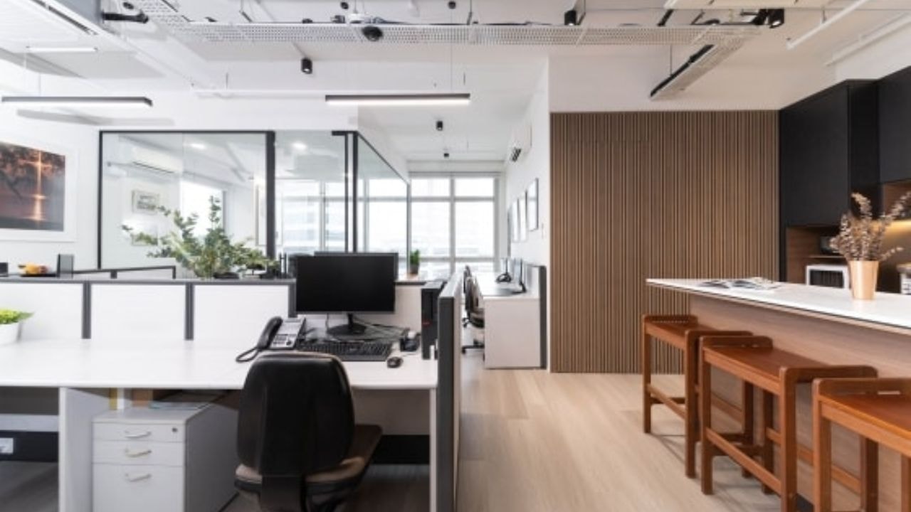 10 Office Designs That Inspire Productivity and Creativity